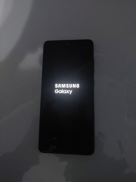 samsung a52 в хорошем состоянии