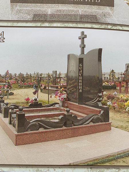Памятники от производителя