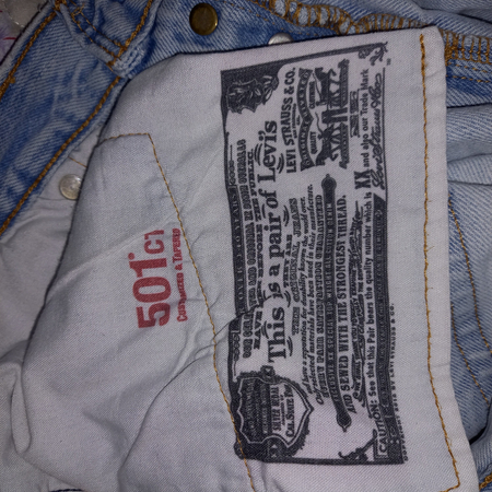 Джинсы рванки светло-голубые Levi's