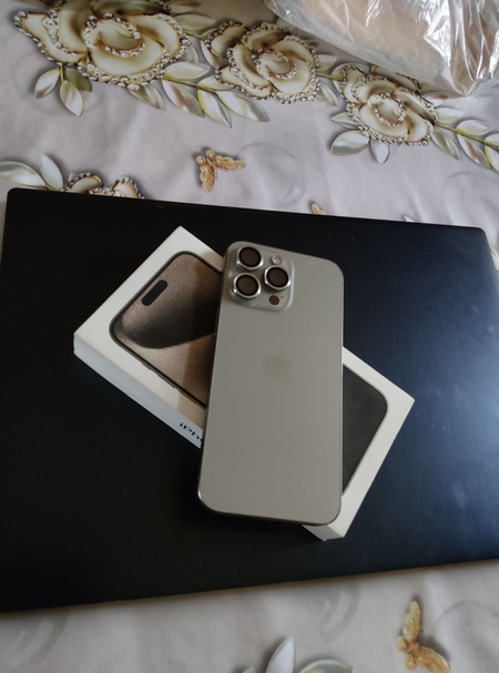 Iphone 15 Pro max Kafolati bilan
