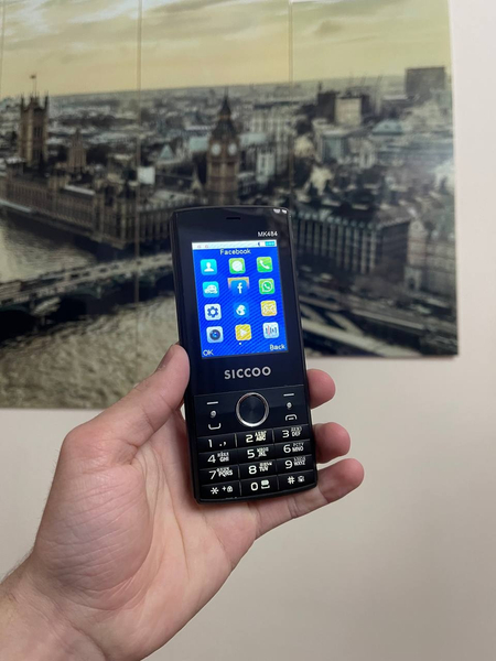 Mega Aksiya Yengi Telefon Siccoo MK 484