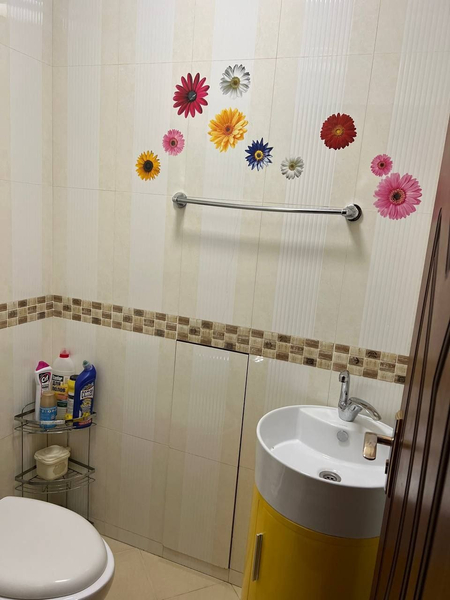 Продам квартиру Дархан 77серия 4/1/4 100м2