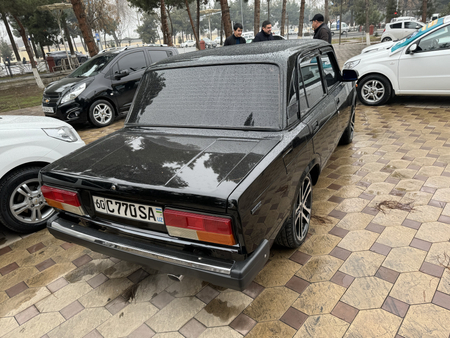 ВАЗ 2107 сотилади 2007 йил 80000 пробег