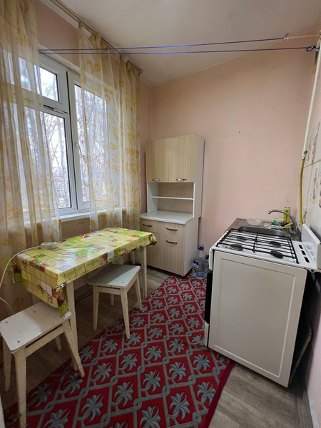 Сдаётся Чиланзар 6 1комн. М Мирзо-Улугбек.