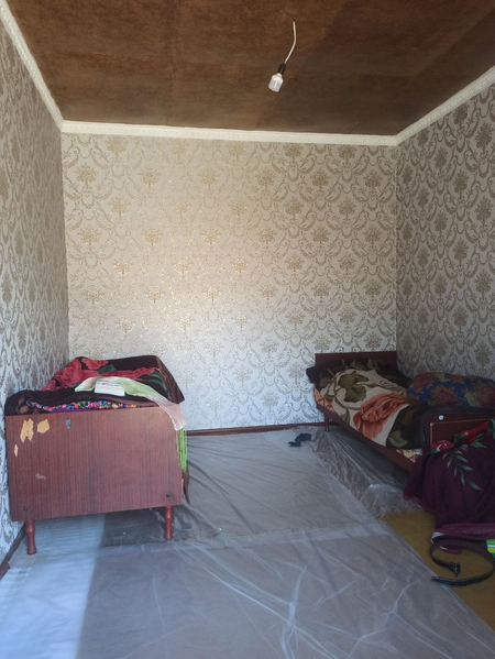 Vagzaldan hamma qulayliklarga ega hovli sotiladi