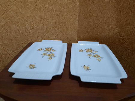 Красивые фарфоровые блюда, 