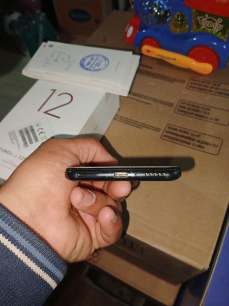 Xiaomi 12 T pro с дакументом