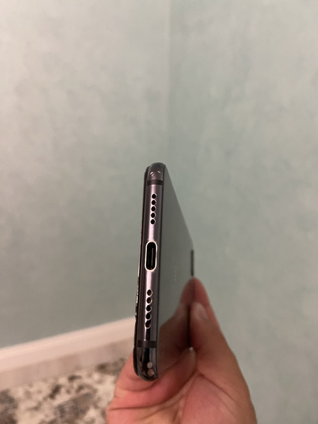 Mi 8 lite 64 gb.