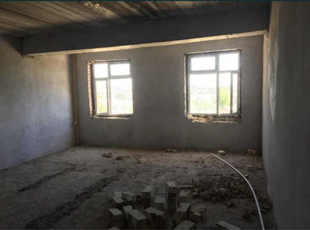 Yashnobod tumani Izzat mavzesida 42 kv.m karobka uy sotiladi