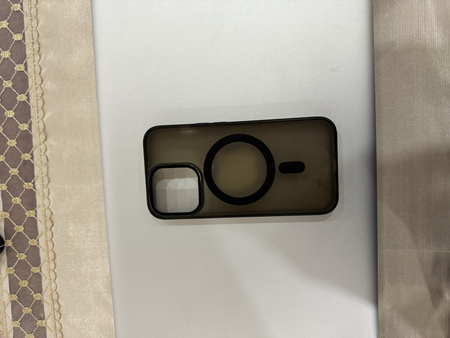Продаю б/у чехлы на iPhone 13 pro 6 шт