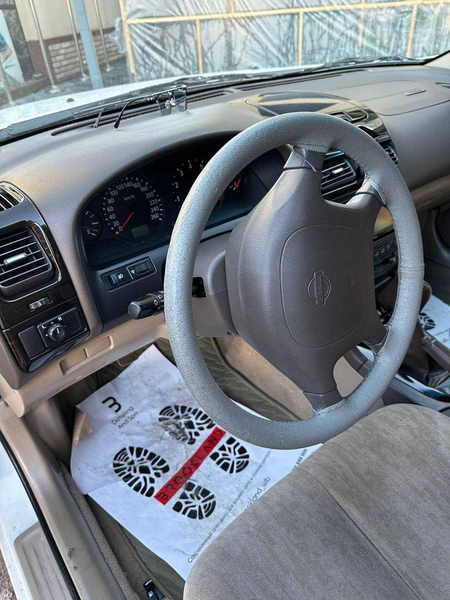 NIssan Maxima Sotiladi