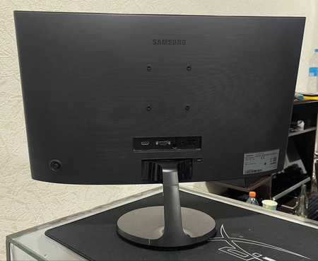 Samsung Monitor 24 VA 60Hz idealni sastyanada 20ta bor