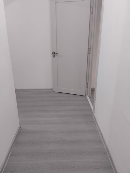Yashnabod tumani olmos mahalla kvartira sotiladi 35.000$