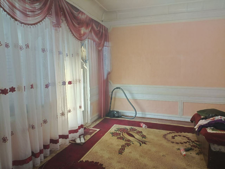 Hovli sotiladi eski shaxar