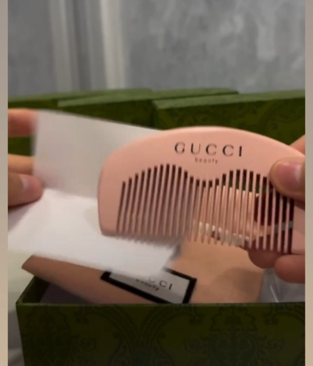 Gucci brend taroq sotiladi soni kam narxi 80.000 min so'm