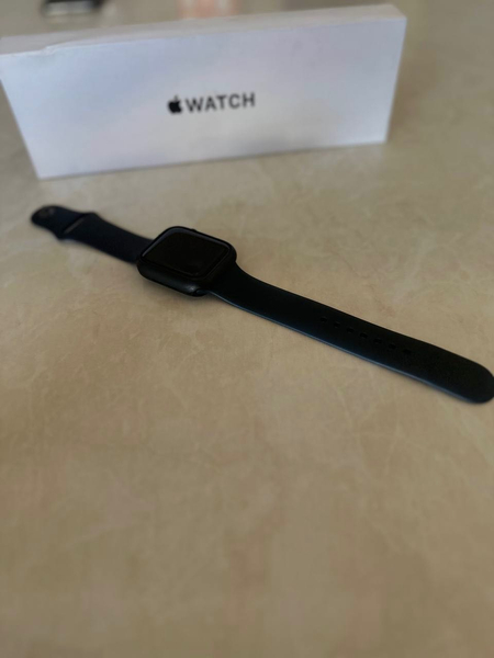 Apple Watch SE 2023