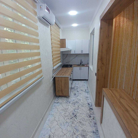 Продаю свою квартиру Чиланзар 16 квартал в метро Чиланзаре