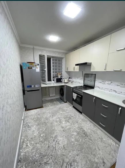 Продаётся 2/2/4 на Саракулька не торец