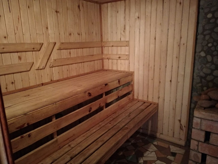 Зимний бассейн, дача в ЧИРЧИКЕ