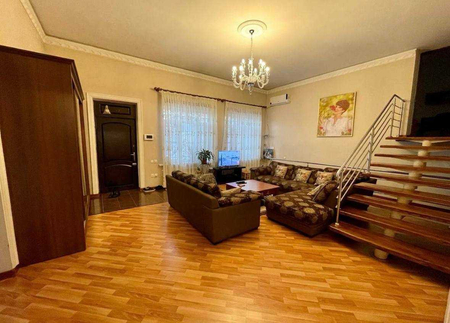 Продается дом в Мирзо Улугбекском Районе (Чайхана Салом)