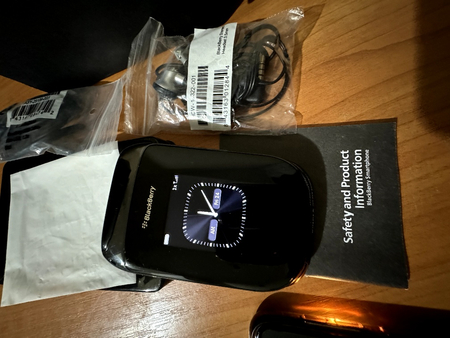 Black Berry 9670