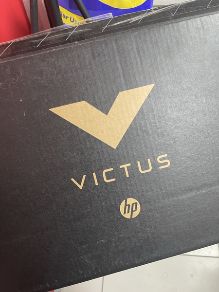 HP Victus i5-12th/8/512gb GTX 1660 Gaming Laptop