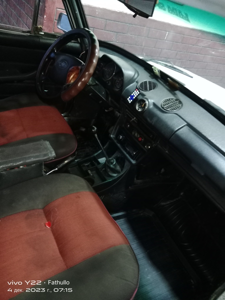 Jiguli vaz 2106 sotiladi