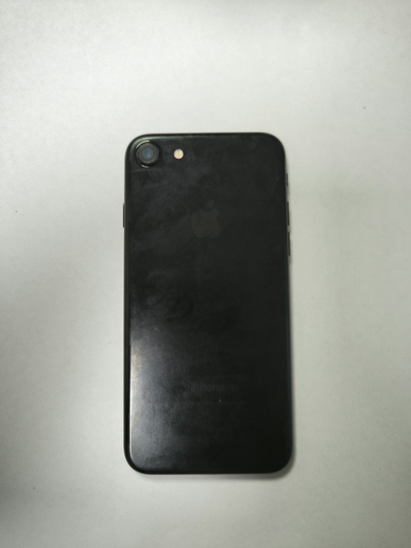 iPhone 7 xolati yaxshi