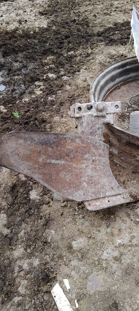Plug stoykasi 3ta sotiladi
