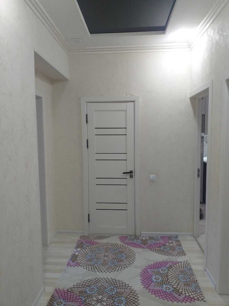 Srochniy Yashnabod tumani Qorasuv ko'chasi  2/2/6 Sariq Bola pizza tep