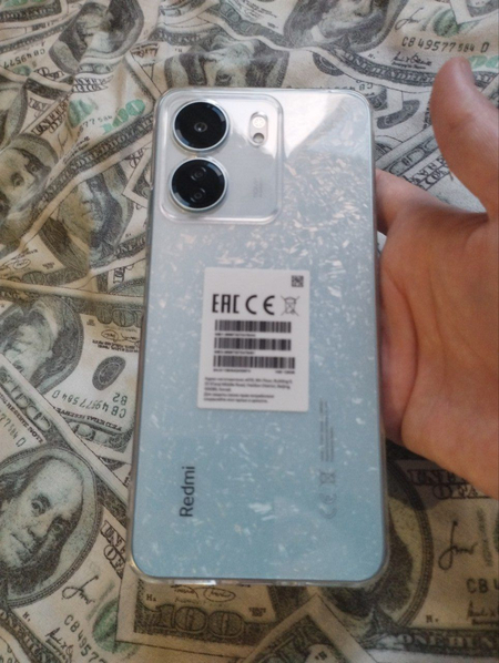 Redmi 13c yengi karobka dakumeni bilan ishlatilmagan