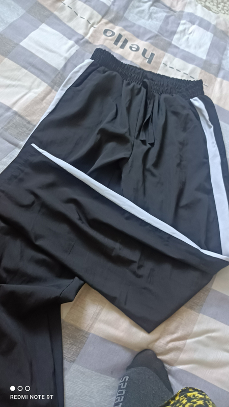 Спортивные штаны