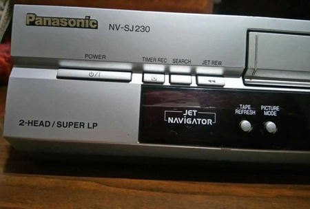 Продам видеомагнитофон Panasonic NV-SJ230