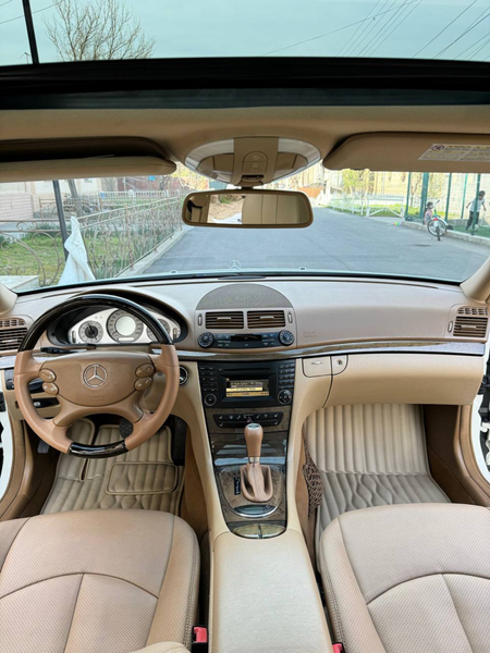 Mercedes Benz W211 E280