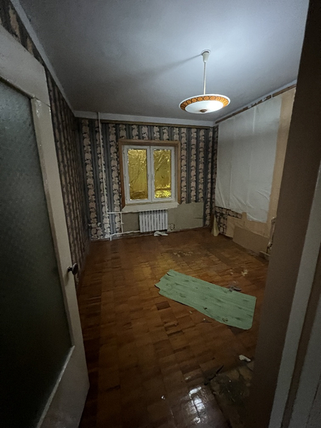 Продам 4х комнатную квартиру