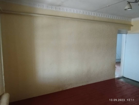 Срочно продаётся 4 комн.кв. 2 мкр