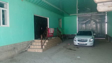 Oktyabrda uy sotiladi