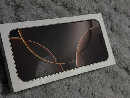 Срочно продам телефон Iphone 16 Pro Max