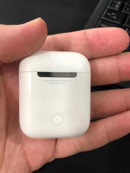 Airpods original 2.1.