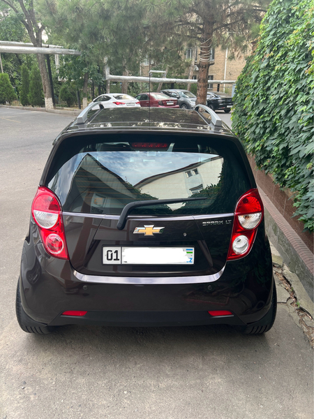 Продаю Spark 1.25л ,автомат