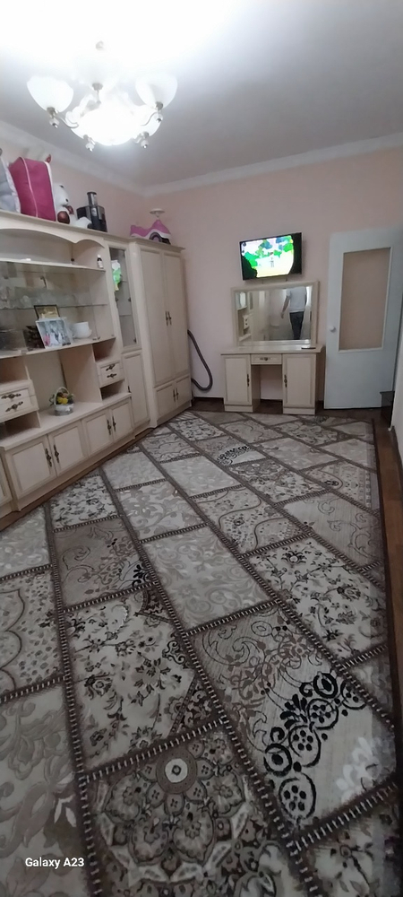 1 xonali uy sotiladi 2 xona qilingan
