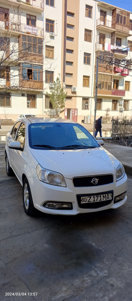Продаётся нексия 3 Ravon R3