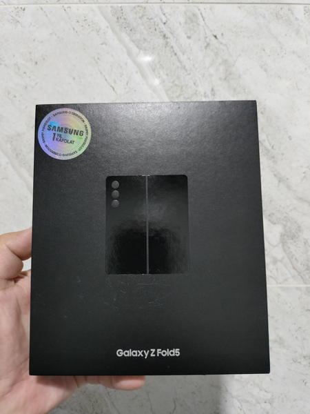 Samsung z fold 5