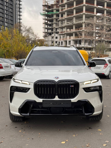 В продаже ! Автомобиль BMW X 7 M60i