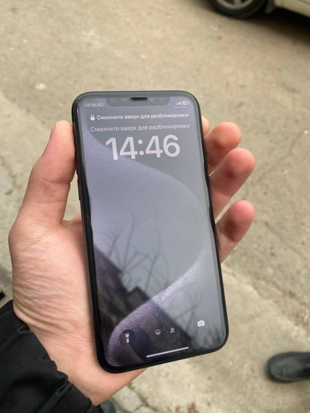 Iphone 11 pro region ZAA