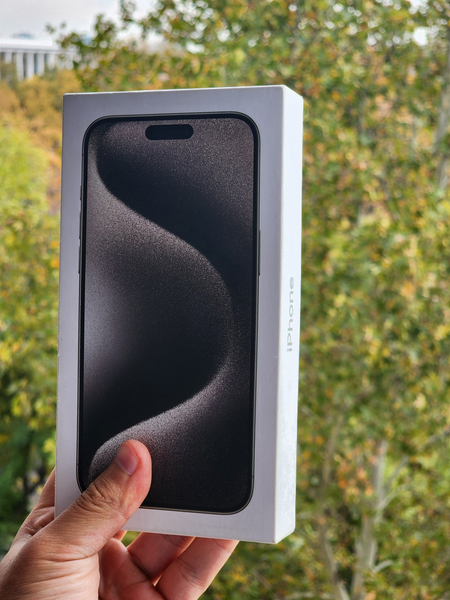 iPhone 15 Pro Max AA/A 512GB 10/10 1050$
