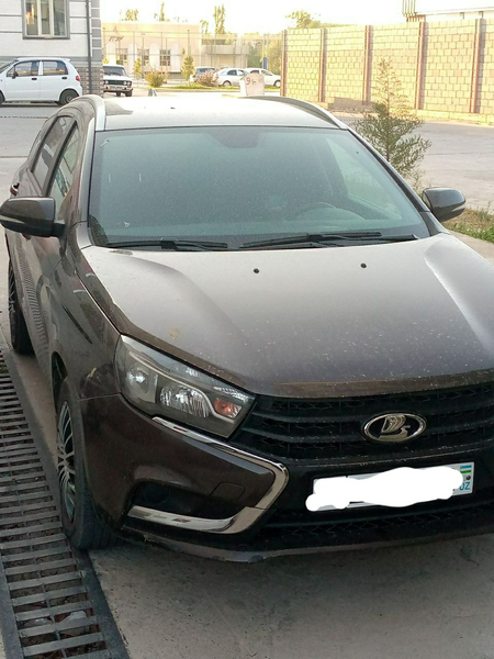 LADA VESTA sotiladi srochno