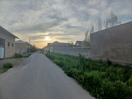 Yangi obod maxladan yer sotiladi