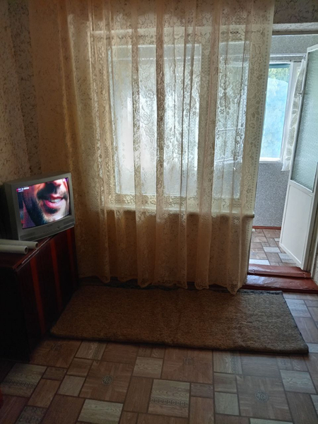 Сдам. Ул. А. Каххара и Ул. Бабура. 1-ком, 300, \\nНапротив Яккасарайског