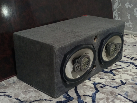 Kenwood 718 qutisi sotiladi   .